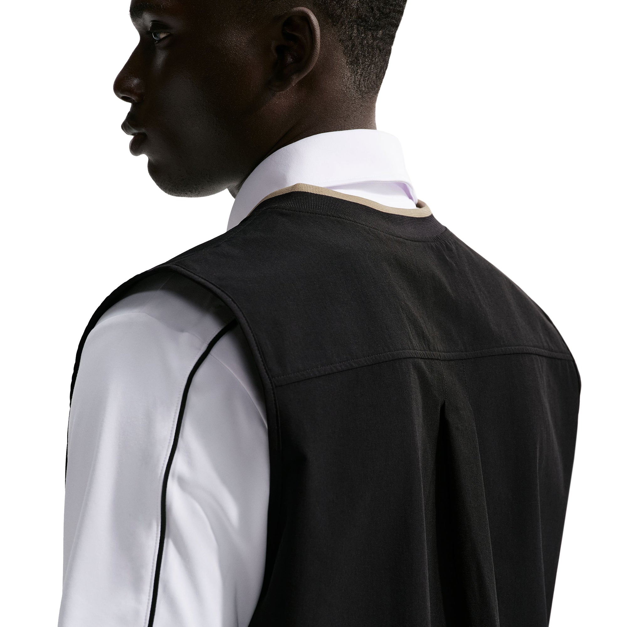 Nike Golf Fairway Fresh Wind Vest - Black/Limestone 010 - IB0310-010 ...