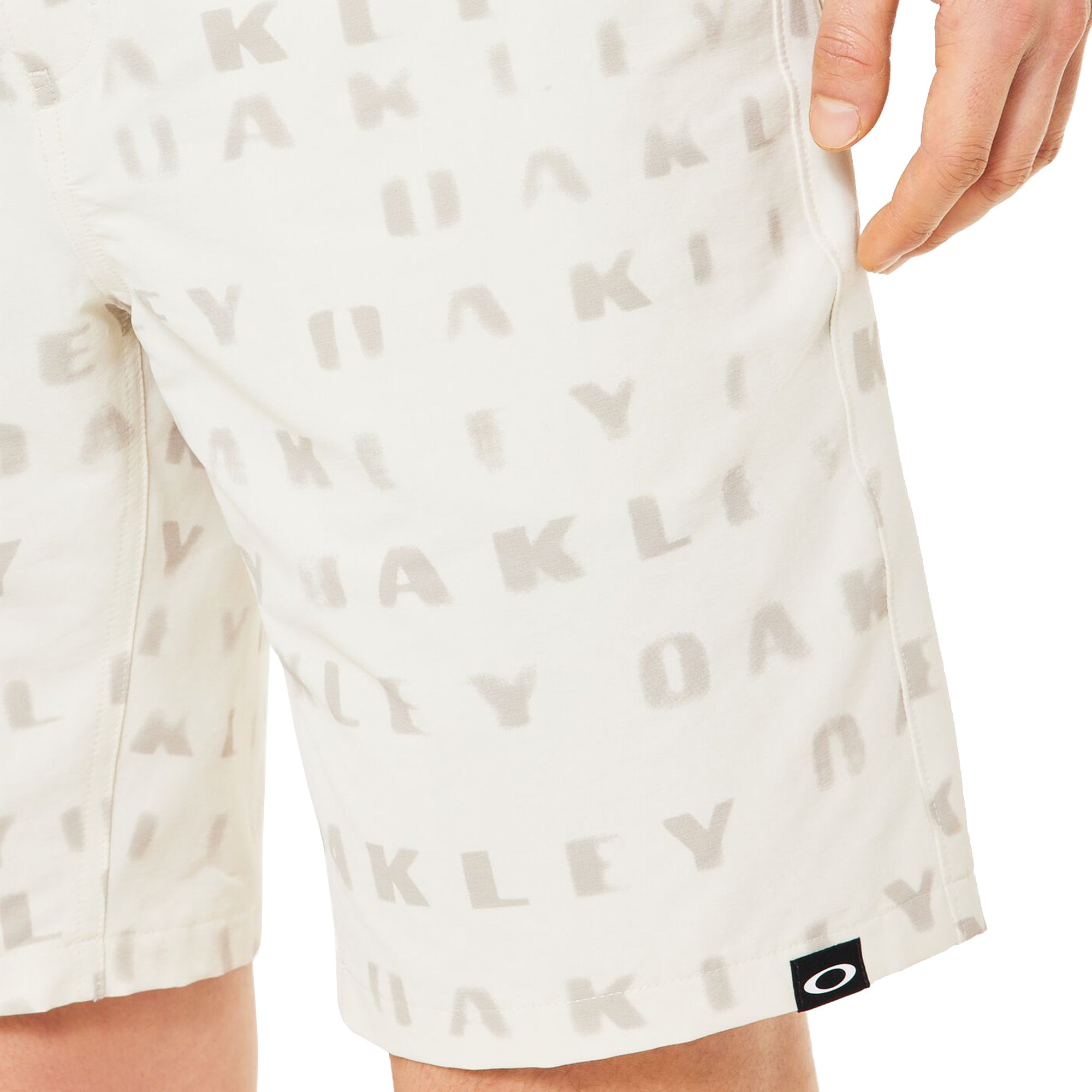 Oakley Heat Wave Shorts - Heat Wave Mist 12U - 406882-12U - Function18 ...