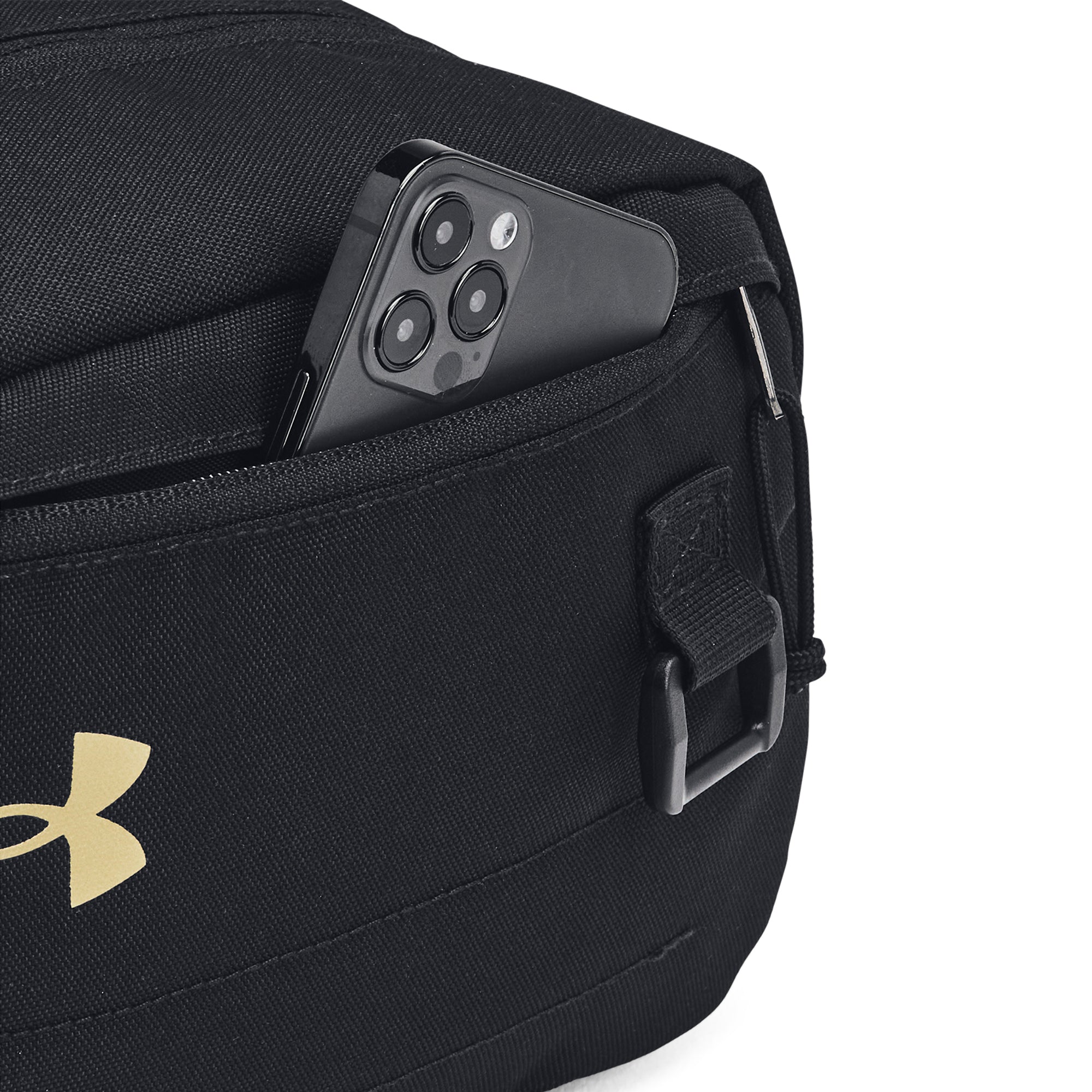 Under Armour Contain Travel Kit - Black/Metallic Gold 001 - 1381922-001 ...